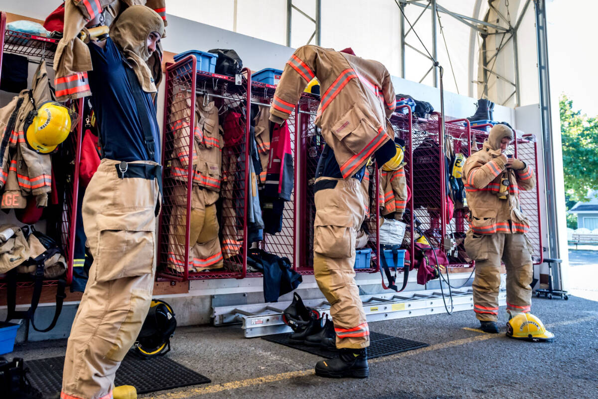 Esquimalt firefighters transition to new PFAS-free protective gear ...