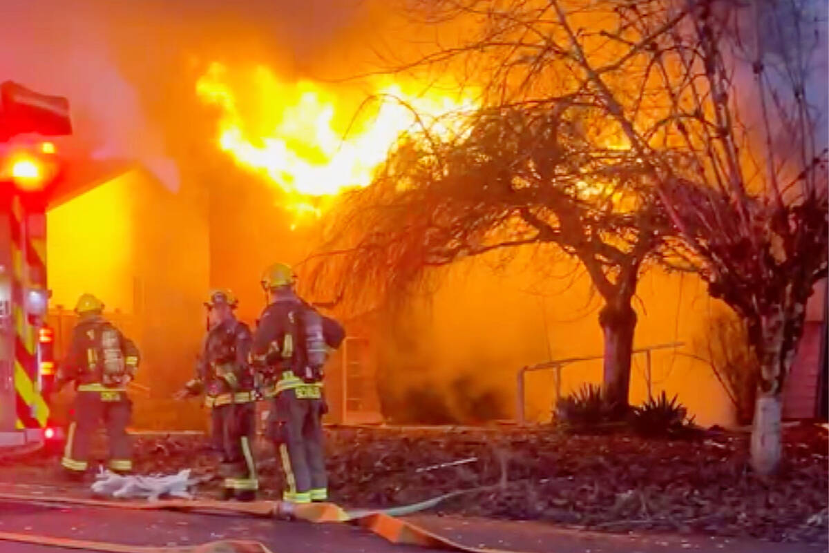 2 men pull victim from burning Surrey home after explosion | Sooke News ...